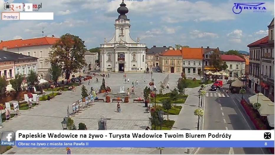 Kamery na wadowickim Rynku. Obraz na żywo - Wadowice - NaszeMiasto.pl