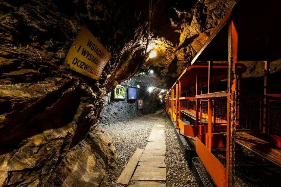 Spektakularne tamy, sekretne kopalnie i niezwykłe mosty – industrialne ...